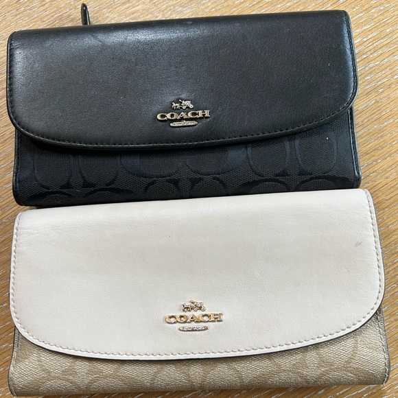 Coach | Bags | Coach Black And Cream Wallet Set With Signature Design ...
